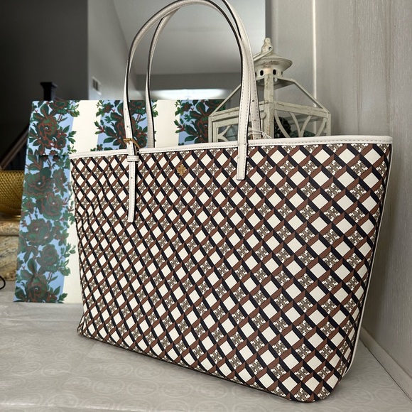 Tory Burch | Bags | New Tory Burch Signature Doublet Monogram Geo ...